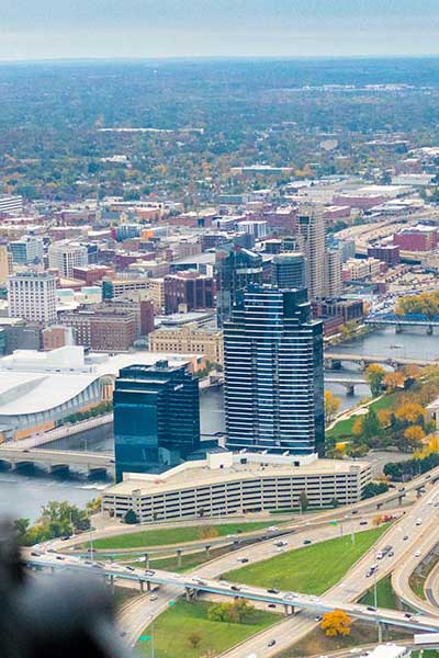 Grand Rapids – Helicopter rides across the U.S.