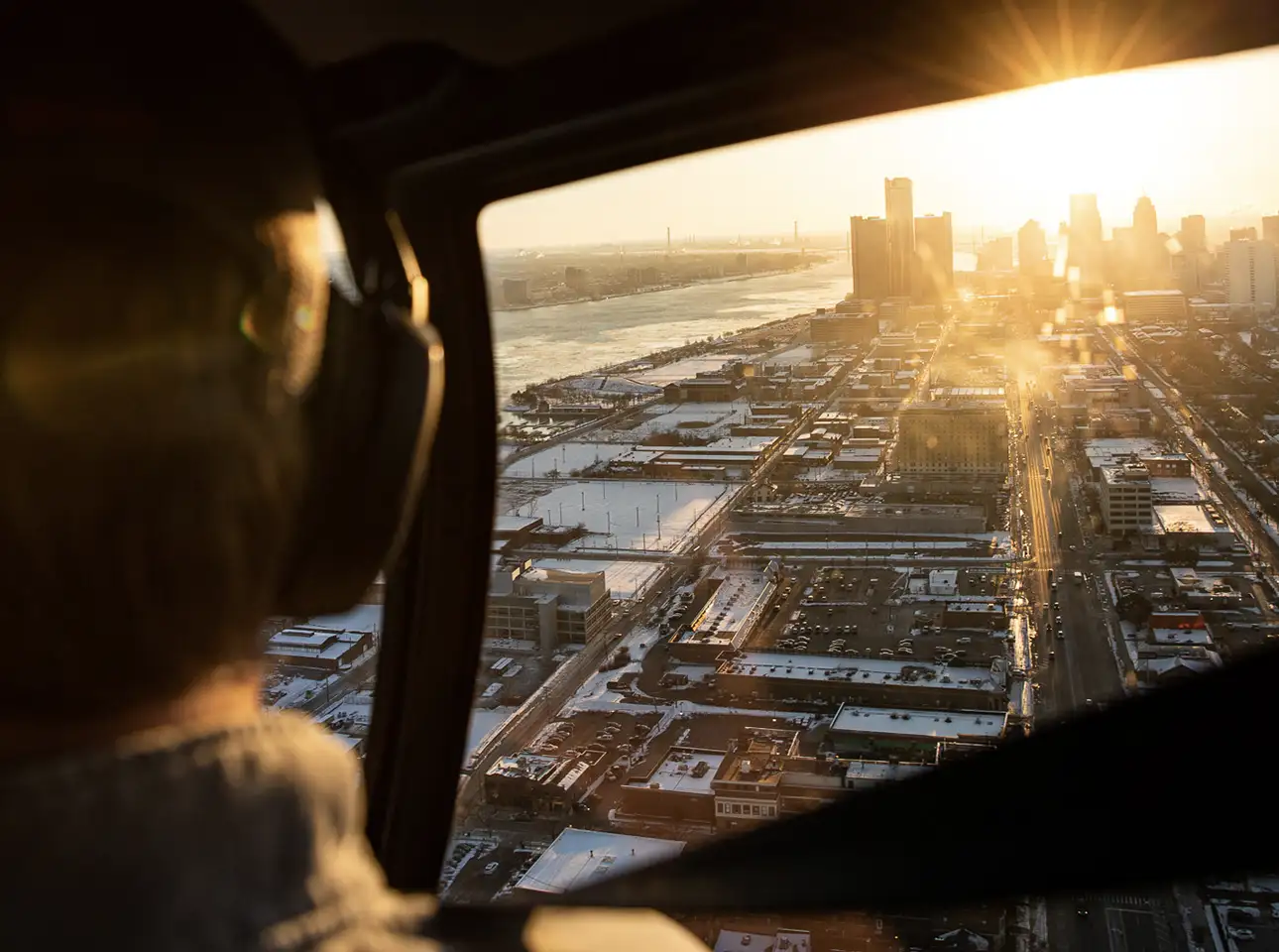 Detroit Helicopter Rides | MyFlight Tours | Book Online